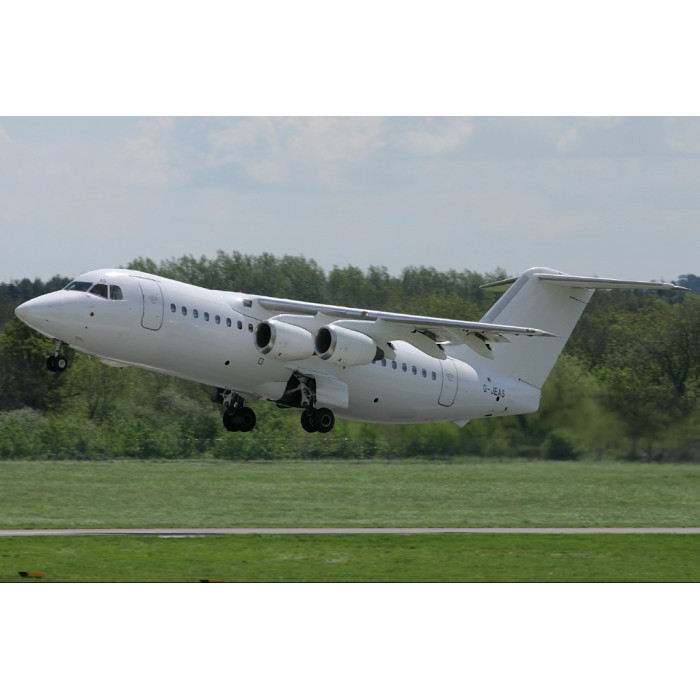 Аренда BAE 146-200F в Казахстане - цены, авиаперевозка грузов на грузовом самолете BAE 146-200F